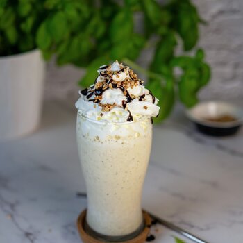 Banana Milkshake Recipe