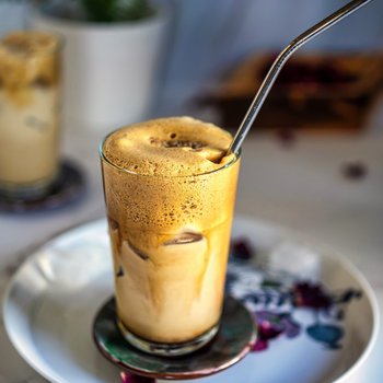 How to Make Greek Frappe