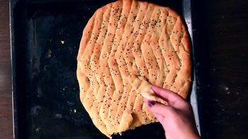 Afghan Naan Bread Recipe + Video | Naan-e-Afghani | Afghan Naan