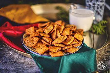 Besan Paara Recipe | Spicy Indian Crackers (Fried, Air Fryer, Baked ...