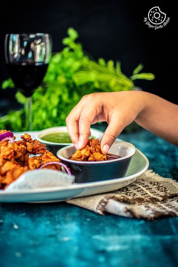 Corn Pakora Recipe | Crispu Corn Pakoda (Quick and Easy Corn Fritters ...