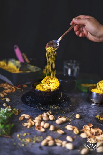 Kesar Pista Ice Cream - No Churn, Eggless (Step By Step + Video Recipe ...