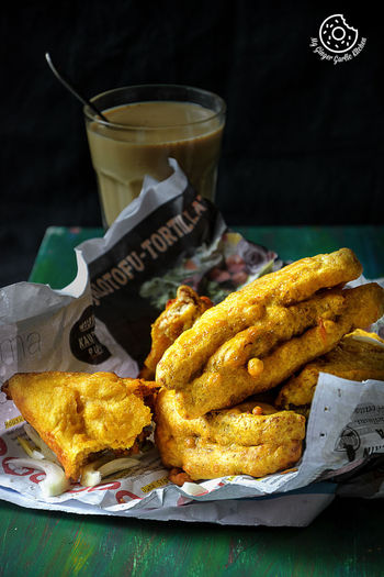 Bread Pakora Recipe (Stuffed with Spicy Mashed Potato) | Bread Pakoda ...