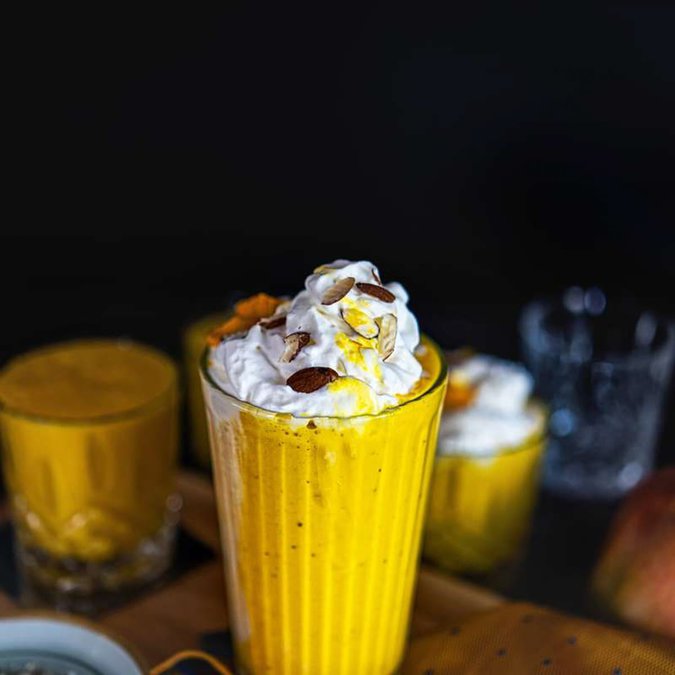 Mango Milkshake Recipe (Mango Shake With Ice Cream)