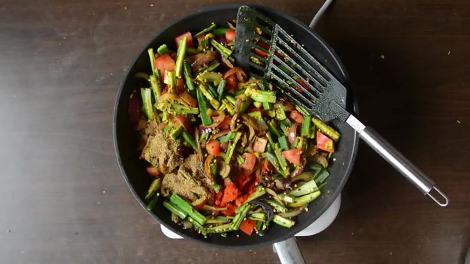 Achaari Dahi Bhindi with Duppad Roti - Pad Wali Roti | My Ginger Garlic ...