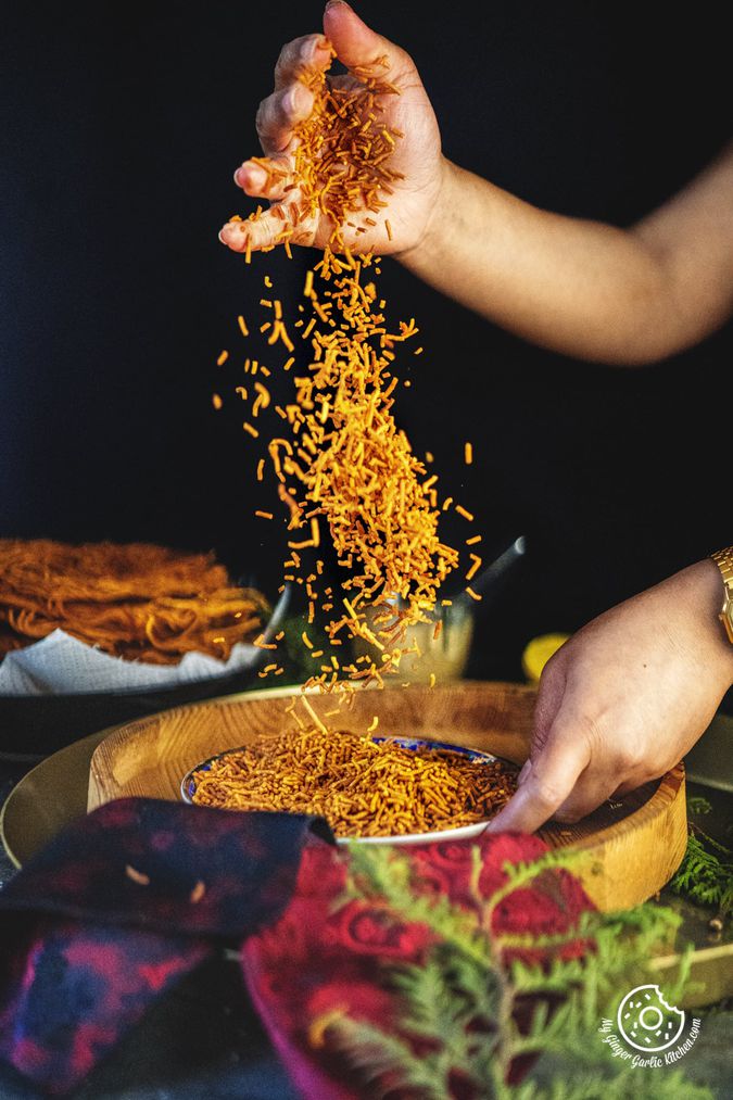 Aloo Bhujia Recipe | Aloo Sev Recipe | Haldiram Aloo Bhujia Recipe | My ...