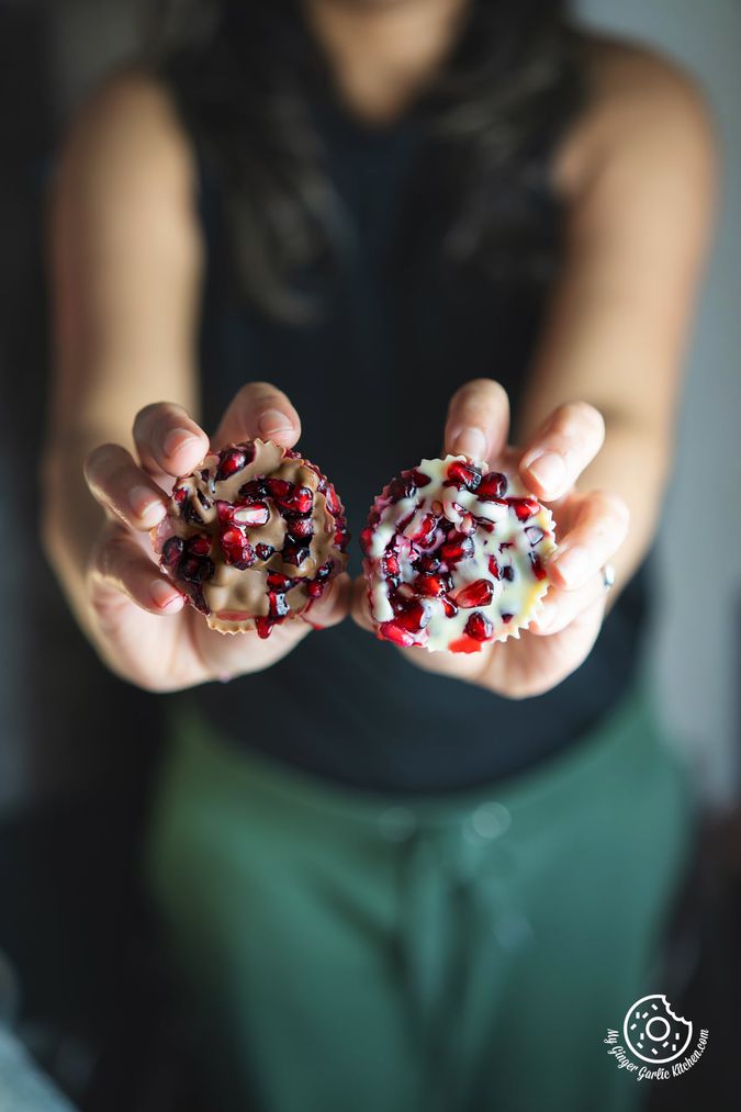 Chocolate Pomegranate Bites - (Step-By-Step + Video Recipe) | My Ginger ...