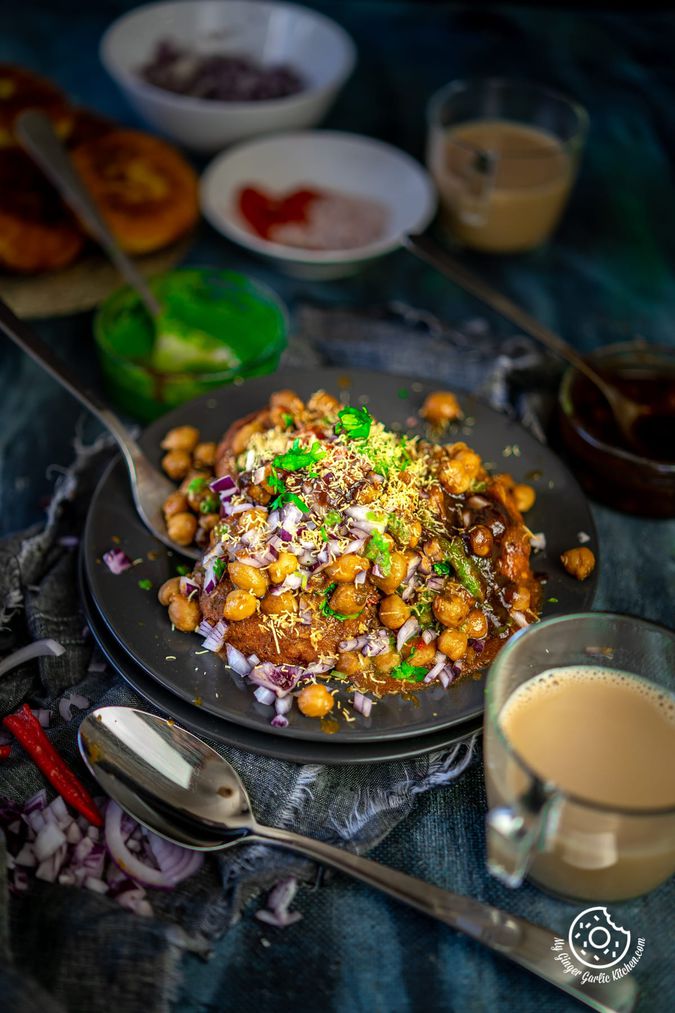 Chole Aloo Tikki Chaat Recipe - Tikki Chole (North Indian Street Food ...