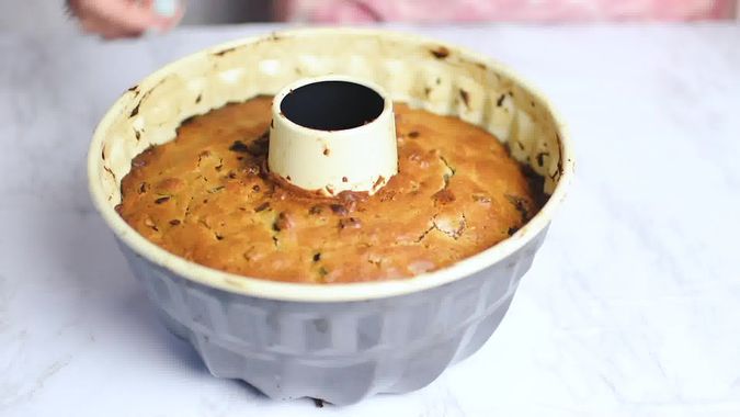 How to Make Moist Fruit Cake Recipe (Alcohol and No-Alcohol)