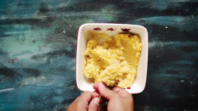 Quick Mawa Modak Recipe in 20 Minutes | Khoya Modak Recipe + Video