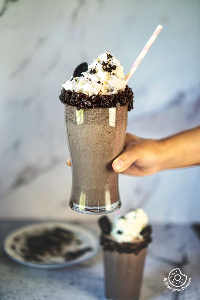 Oreo Milkshake - (Step-By-Step + Video Recipe) | My Ginger Garlic Kitchen