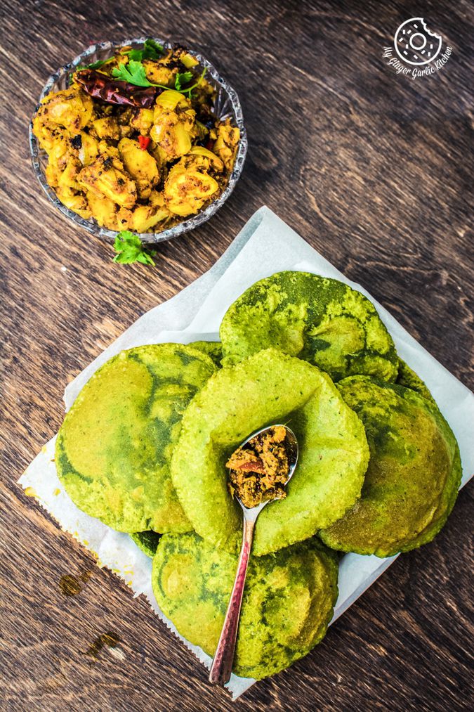 Palak (Spinach) Puri Recipe | Palak Poori (Step-by-step Photo + Video ...