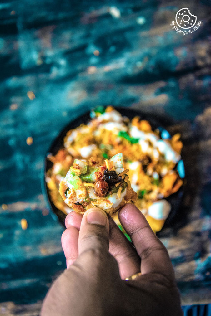 Palak Patta Chaat Recipe - Spinach Leaf Fritters