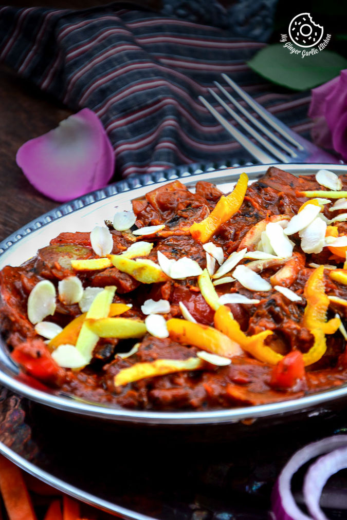 Kadai Mushroom (Restaurant Style Recipe + Video) | Shahi Mushroom | My ...