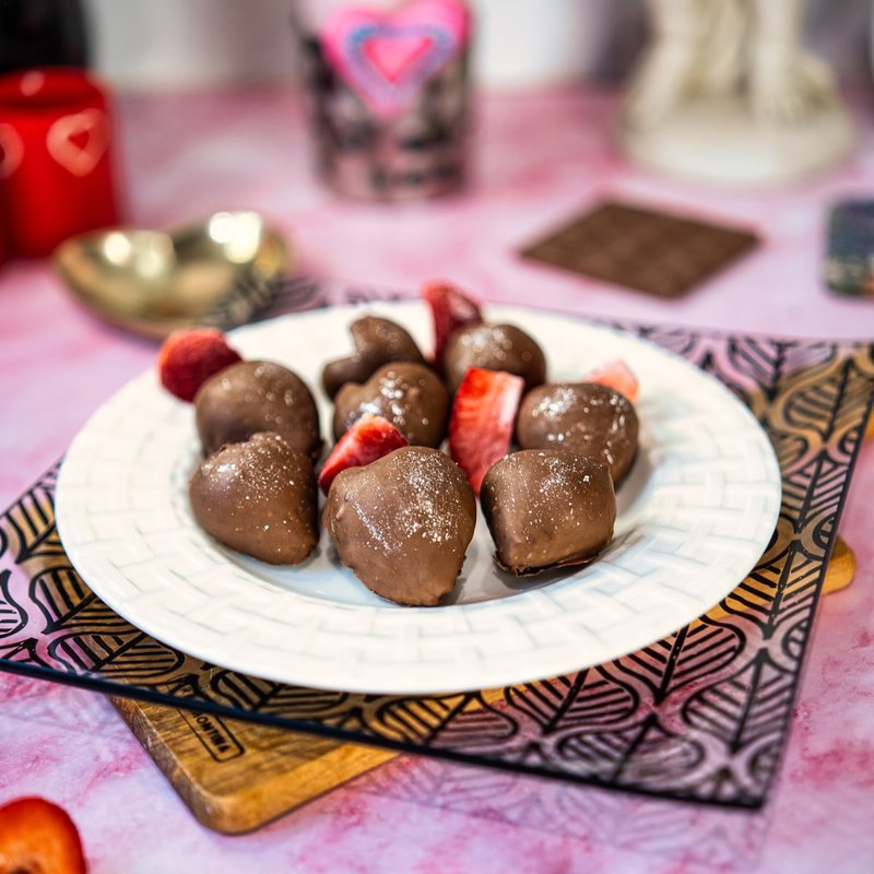Chocolate Strawberry Hearts