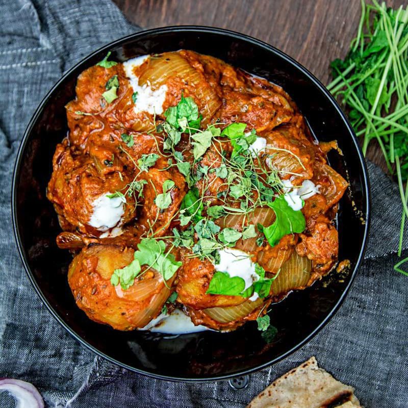 Jaipuri Aloo Pyaaz Ki Sabzi Recipe + Video (Easy Potato Onion Curry)