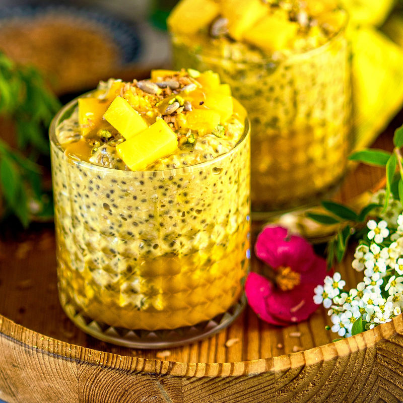 Mango Overnight Oats (Step-By-Step + Video Recipe)