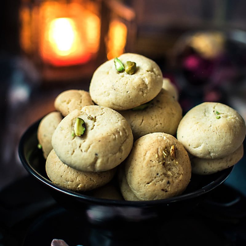 Best Nankhatai Recipe - How to Make Nankhatai (Indian Butter Cookies)