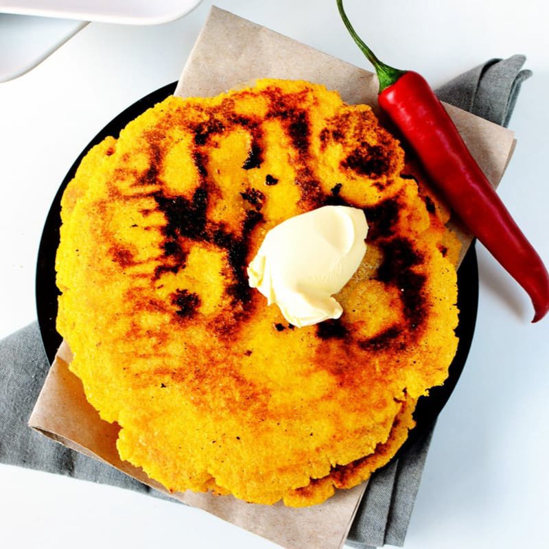 Sunahari Makki Ki Roti - Golden Cornmeal Flatbread