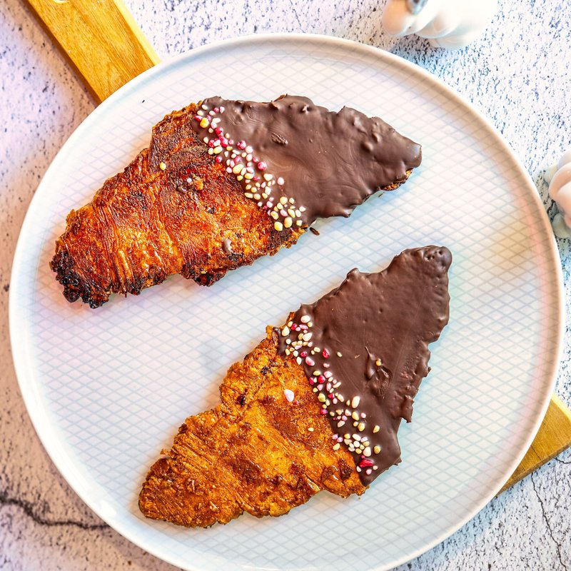 Viral Flat Croissant